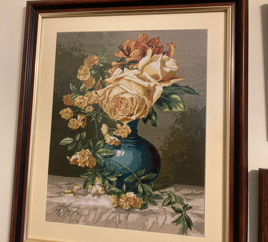 Goblenul lucrat manual, o comoară la casa omului. Care este prețul unui goblen în România ...