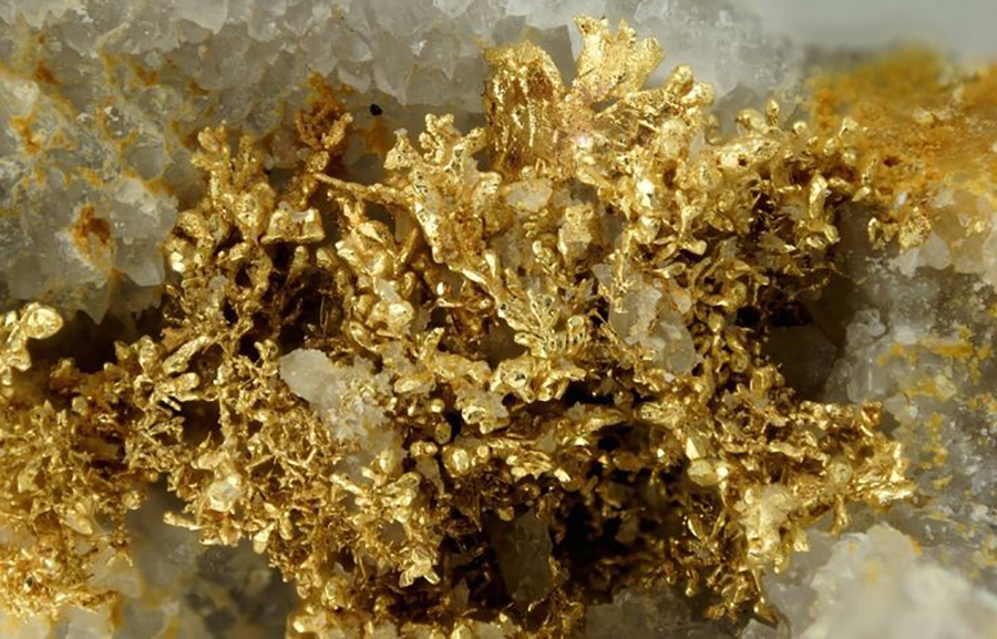 Cel mai mare bulgăre de aur pur din Europa, găsit în România. Locul ...