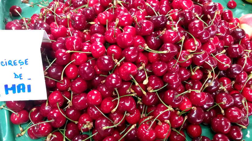 Cea mai eficientă metodă să scoți sâmburii la vișine și cireșe. Ai ...